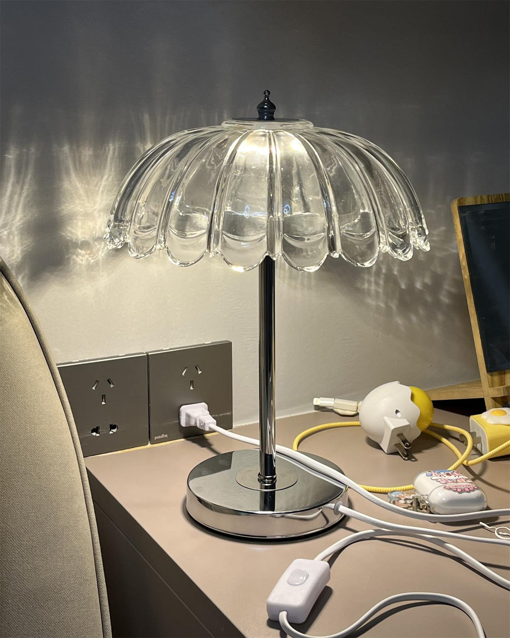 Lotus Table Lamp